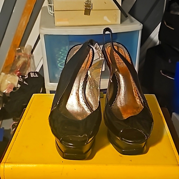 bebe | Shoes | Bebe Designer Slingbacks Platforms Sz 9 Black Patent ...